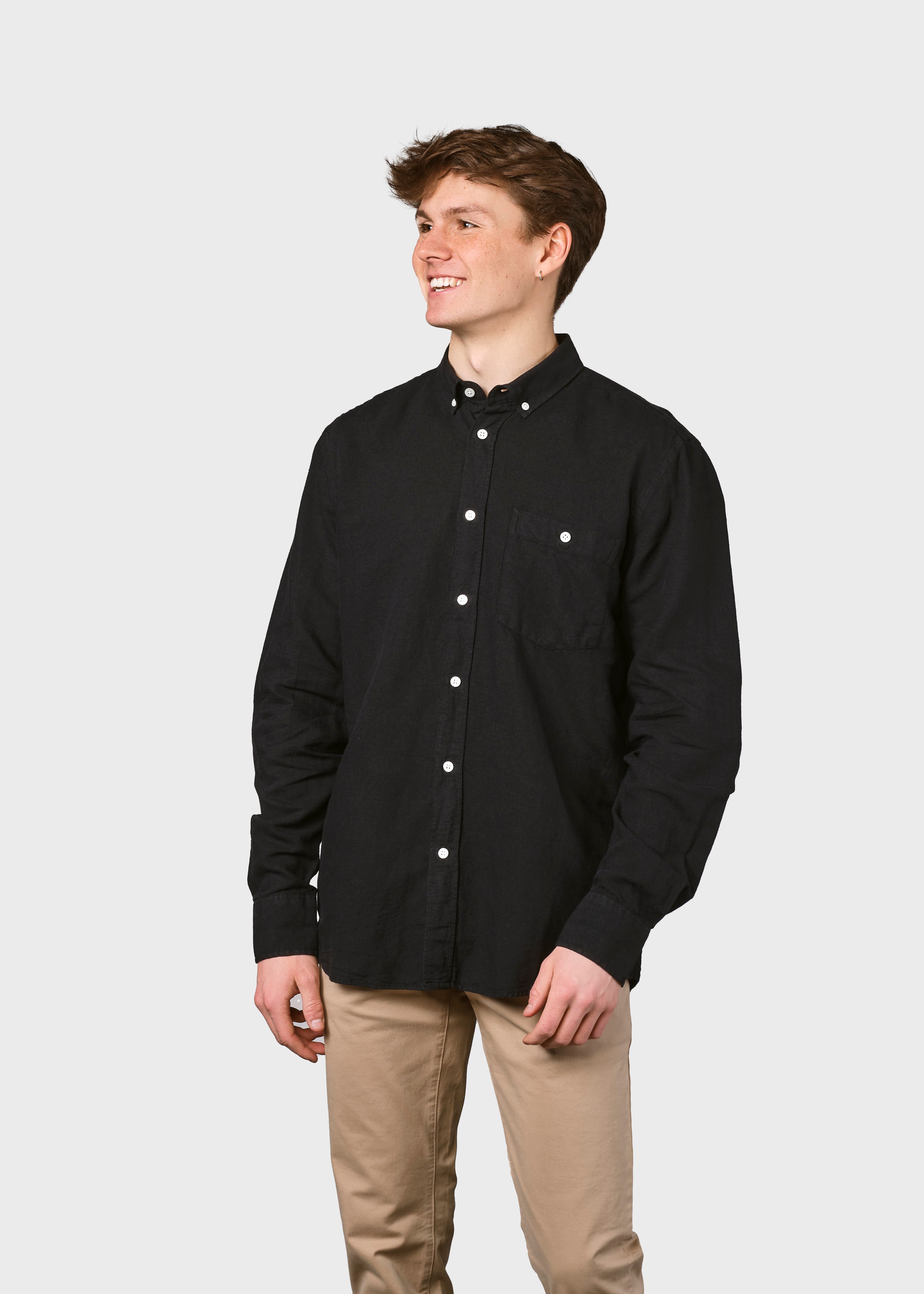 Benjamin linen shirt - Black – klitmollercollective.de