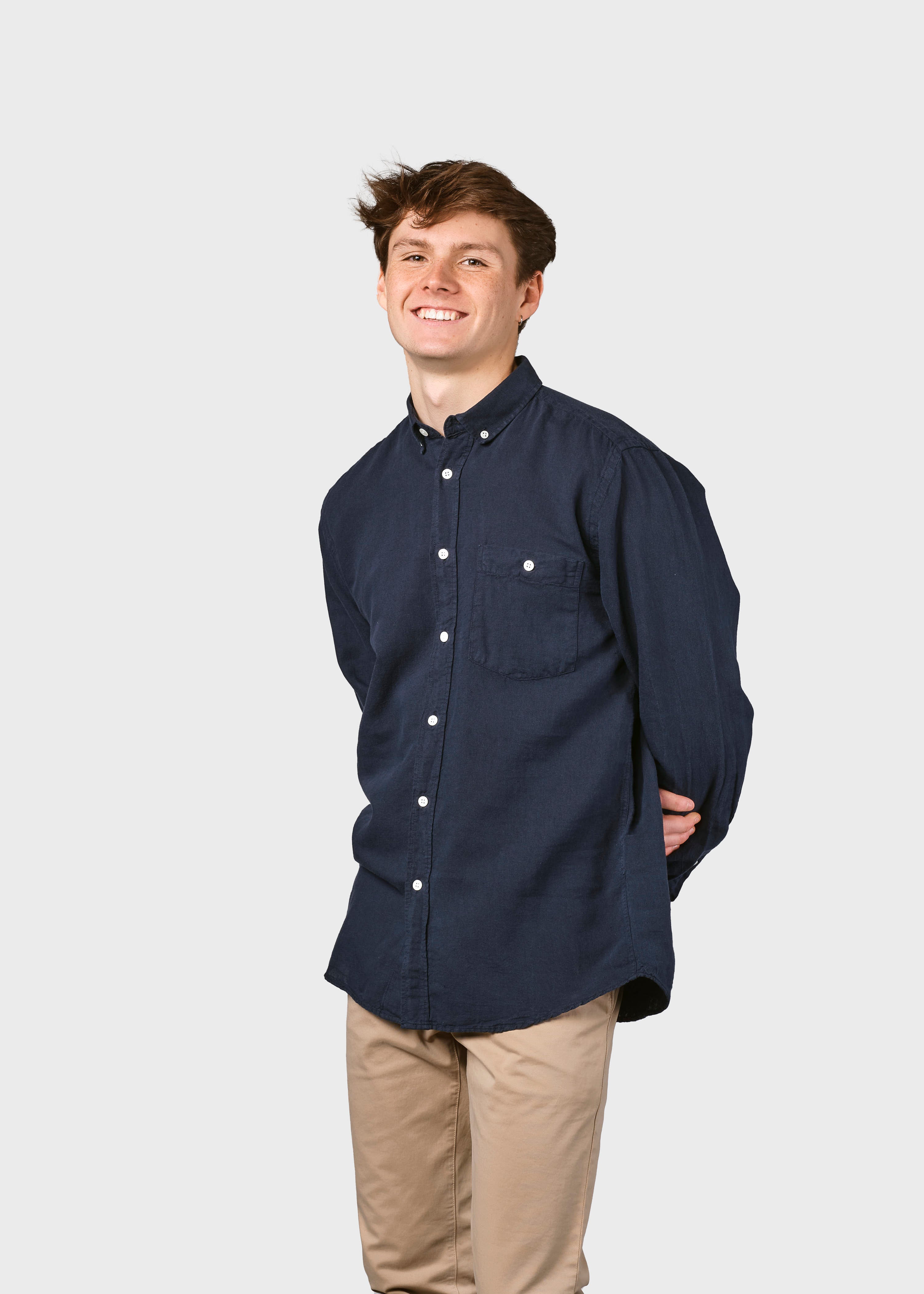 Benjamin linen shirt - Navy – klitmollercollective.de